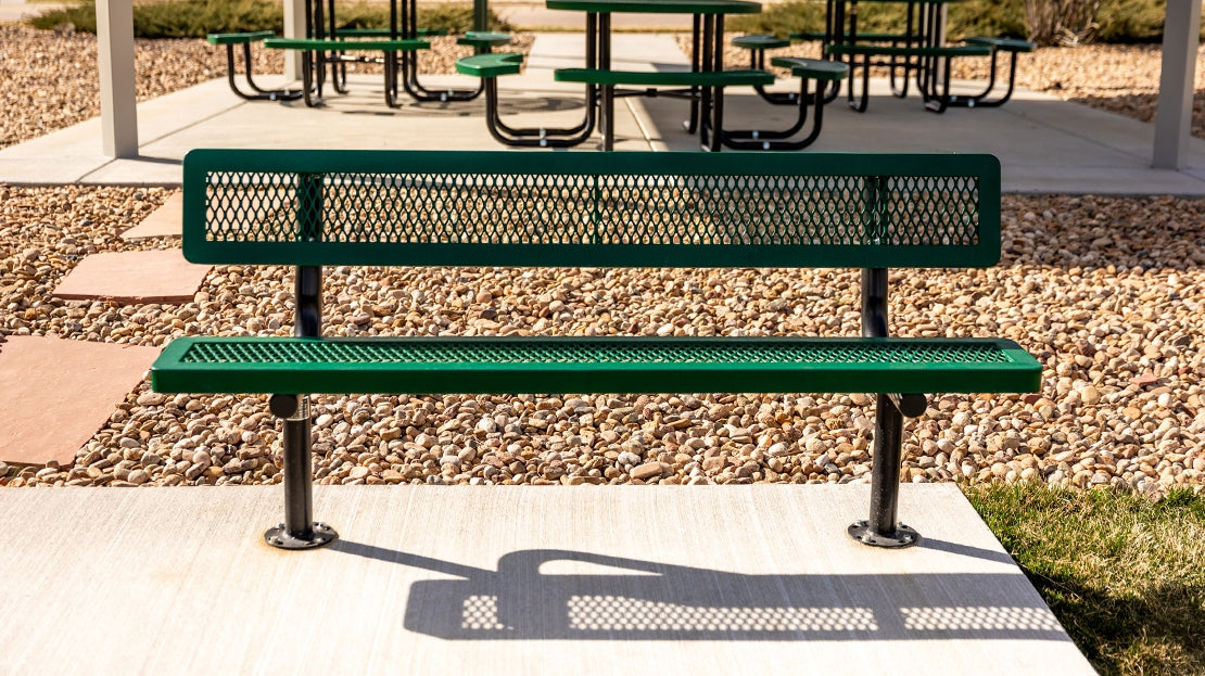 Regal Bench – Kinetic Recreation